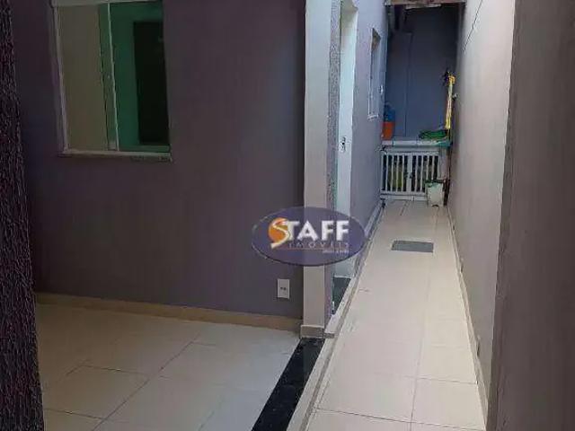 Casa / Sobrado Comercial para Venda em Cabo Frio/RJ Jardim Excelsior 3 Quartos