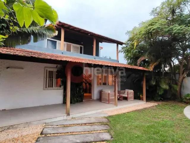 Casa / Sobrado Comercial para Venda em Cabo Frio/RJ Portinho 3 Quartos