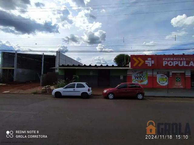 Casa / Sobrado Comercial para Venda em Campo Mourão/PR Jardim Lar Paraná 5 Quartos