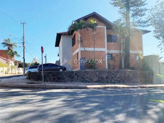 Casa / Sobrado Comercial para Venda em Campinas/SP Vila Brandina 8 Quartos