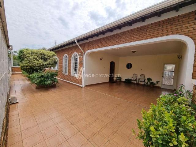 Casa / Sobrado Comercial para Venda em Campinas/SP Vila Joaquim Inácio 3 Quartos