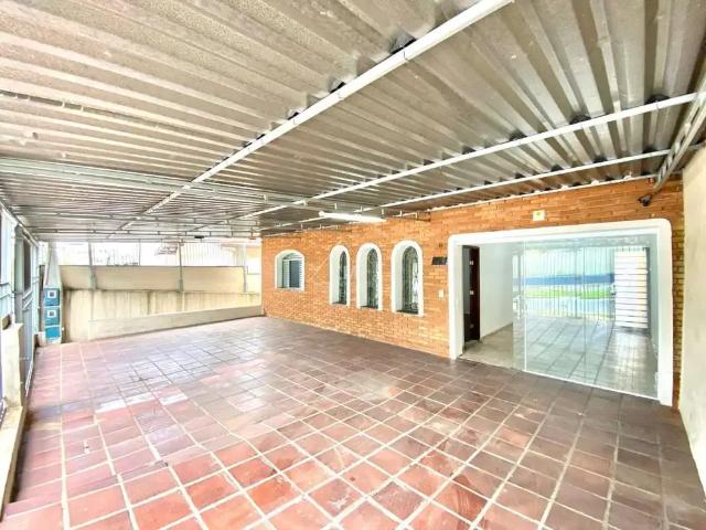 Casa / Sobrado Comercial para Venda em Campinas/SP Vila Joaquim Inácio 3 Quartos