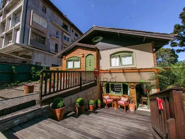 Casa / Sobrado Comercial para Venda em Canela/RS Centro 12 Quartos