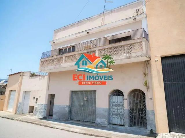 Casa / Sobrado Comercial para Venda em Caraguatatuba/SP Centro 6 Quartos