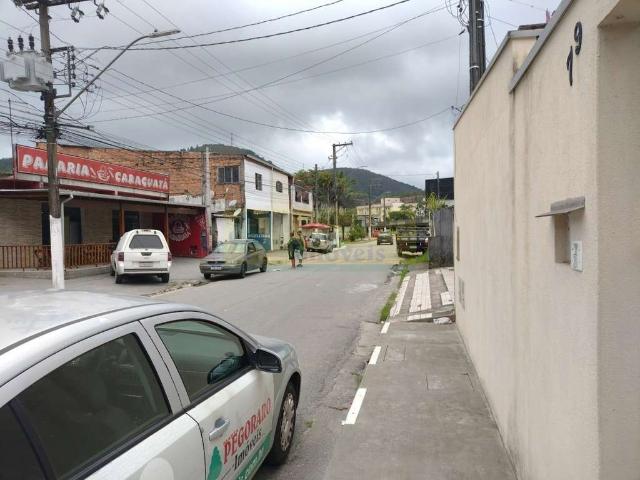Casa / Sobrado Comercial para Venda em Caraguatatuba/SP Jardim Casa Branca 2 Quartos