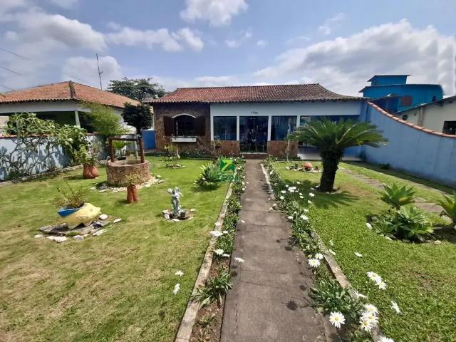 Casa / Sobrado Comercial para Venda em Casimiro de Abreu/RJ Barra de São João 3 Quartos