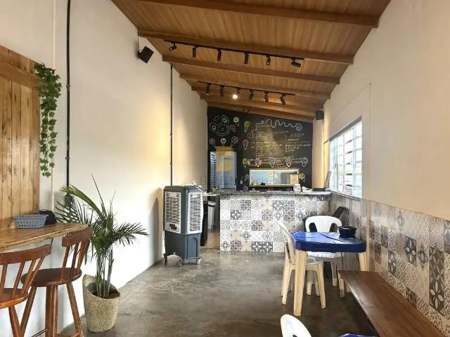 Casa / Sobrado Comercial para Venda em Cuiabá/MT CPA II 3 Quartos
