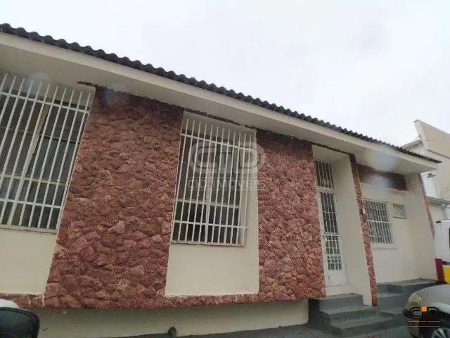Casa / Sobrado Comercial para Venda em Cuiabá/MT Bandeirantes