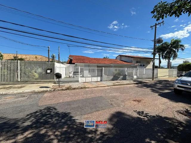 Casa / Sobrado Comercial para Venda em Cuiabá/MT Jardim Califórnia