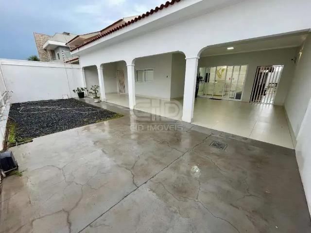 Casa / Sobrado Comercial para Venda em Cuiabá/MT Jardim Itália 5 Quartos