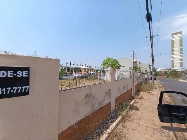 Casa / Sobrado Comercial para Venda em Cuiabá/MT Jardim Primavera 3 Quartos