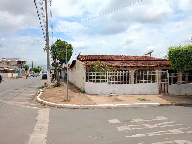 Casa / Sobrado Comercial para Venda em Cuiabá/MT Morada da Serra