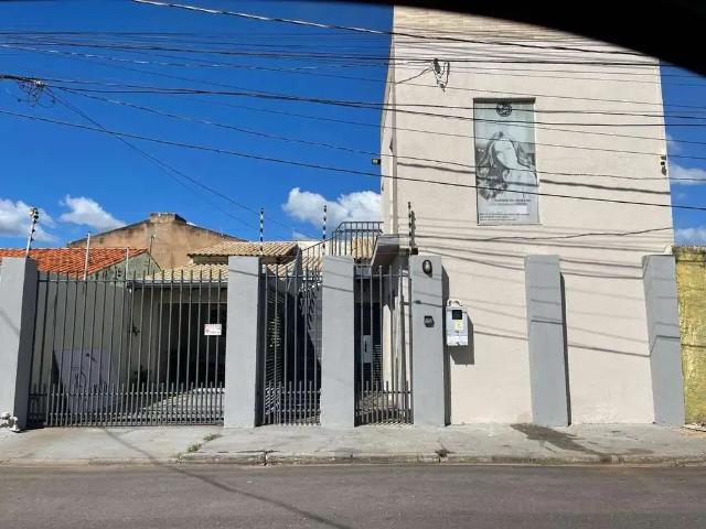 Casa / Sobrado Comercial para Venda em Cuiabá/MT Tijucal 3 Quartos