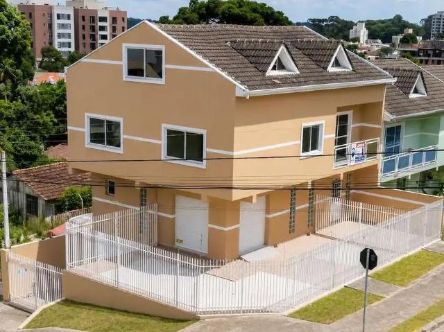 Casa / Sobrado Comercial para Venda em Curitiba/PR Tingui 3 Quartos