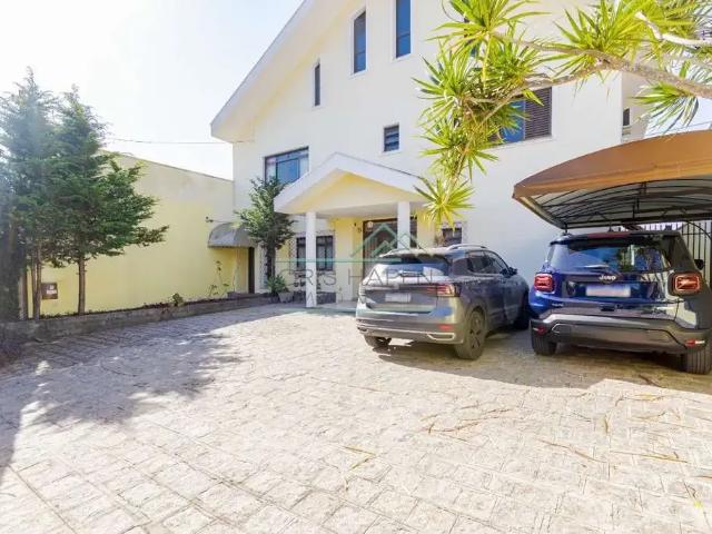 Casa / Sobrado Comercial para Venda em Curitiba/PR Rebouças