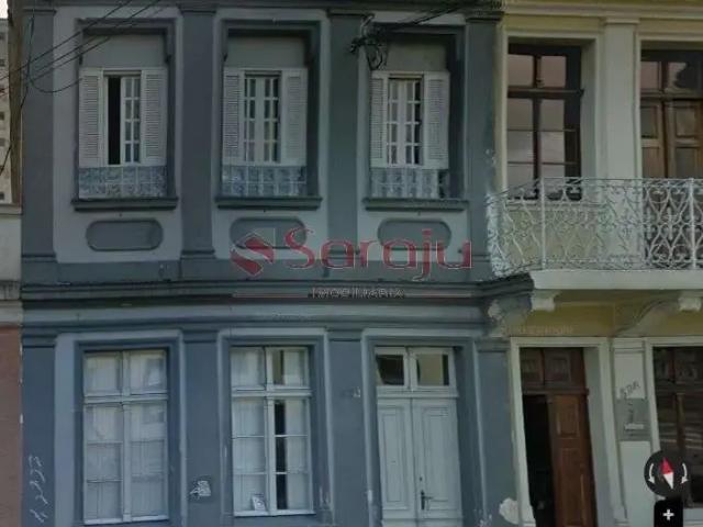 Casa / Sobrado Comercial para Venda em Curitiba/PR São Francisco 4 Quartos