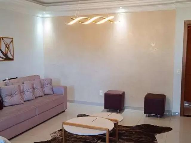 Casa / Sobrado Comercial para Venda em Anápolis/GO Maracanã 3 Quartos