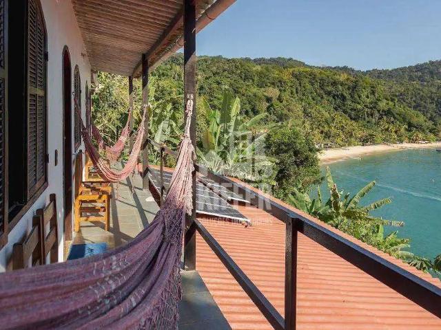 Casa / Sobrado Comercial para Venda em Angra dos Reis/RJ Vila do Abraão 13 Quartos