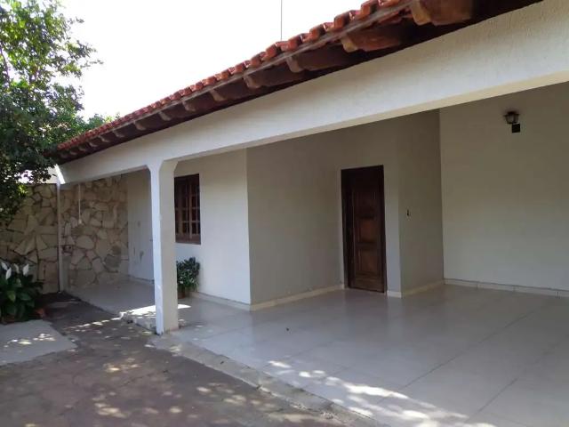 Casa / Sobrado Comercial para Venda em Agudos/SP Jardim Marcia 3 Quartos
