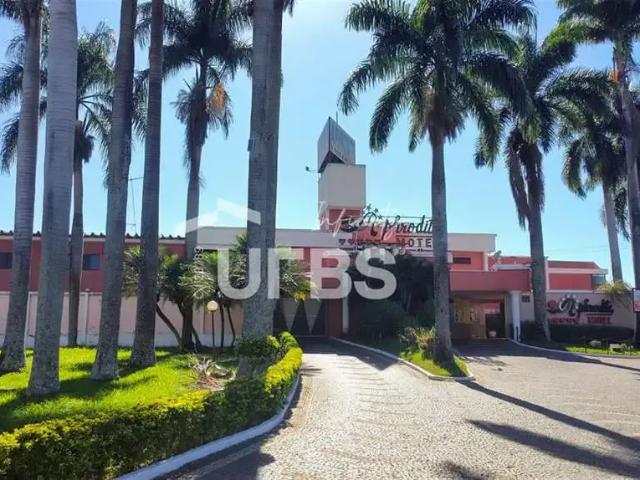 Casa / Sobrado Comercial para Venda em Aparecida de Goiânia/GO Vila Brasília 80 Quartos