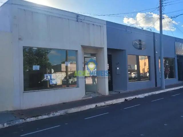 Casa / Sobrado Comercial para Venda em Araçatuba/SP Vila Industrial 4 Quartos