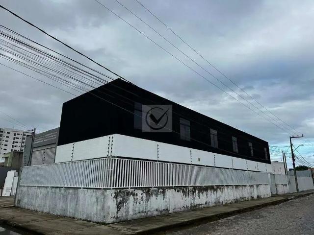 Casa / Sobrado Comercial para Venda em Aracaju/SE Aruana 3 Quartos