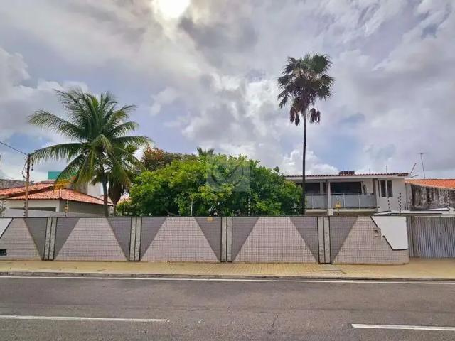 Casa / Sobrado Comercial para Venda em Aracaju/SE Coroa do Meio 6 Quartos