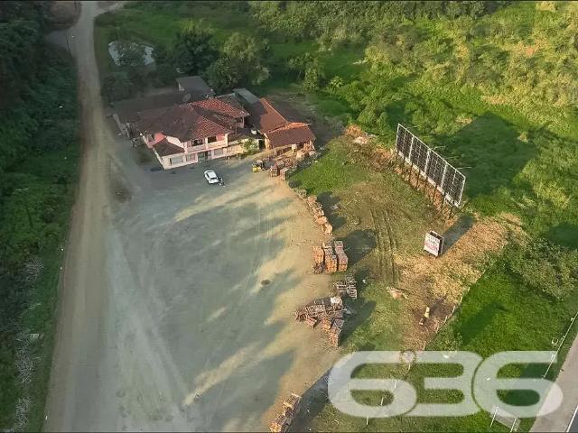 Casa / Sobrado Comercial para Venda em Araquari/SC Corveta 3 Quartos