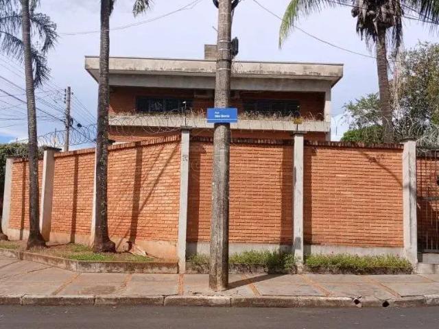Casa / Sobrado Comercial para Venda em Araraquara/SP Centro 5 Quartos