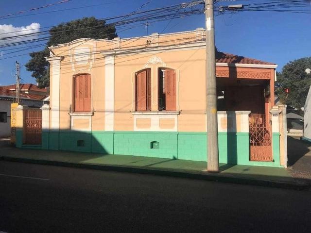 Casa / Sobrado Comercial para Venda em Araraquara/SP Centro 3 Quartos