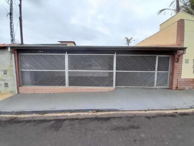 Casa / Sobrado Comercial para Venda em Araraquara/SP Jardim Brasil Vila Xavier 3 Quartos