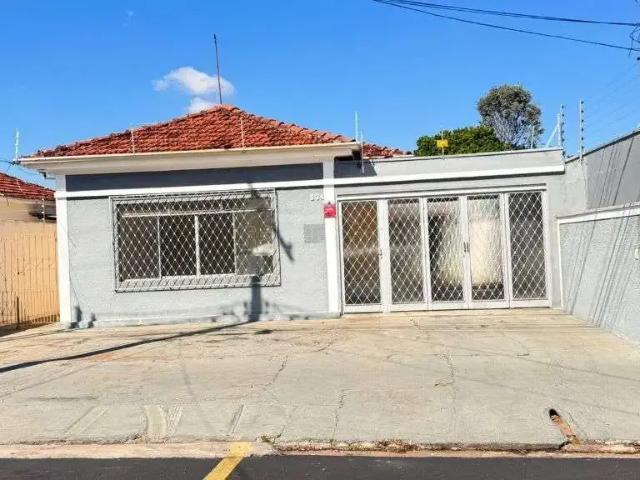 Casa / Sobrado Comercial para Venda em Araraquara/SP Jardim Floridiana Vila Xavier 4 Quartos