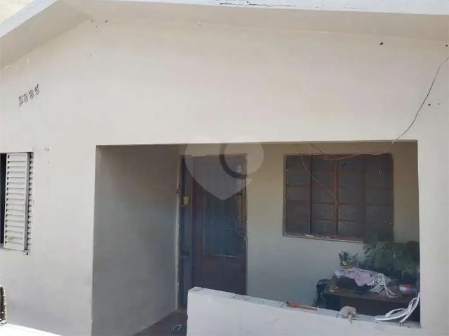 Casa / Sobrado Comercial para Venda em Araraquara/SP Vila Santana 3 Quartos