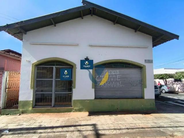 Casa / Sobrado Comercial para Venda em Assis/SP Centro 2 Quartos