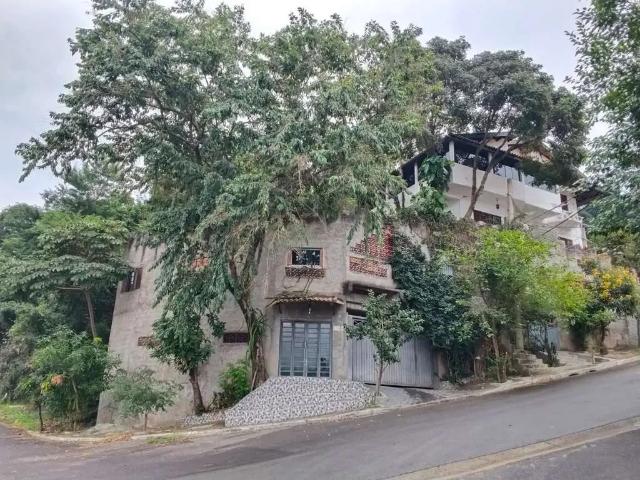 Casa / Sobrado Comercial para Venda em Atibaia/SP Jardim Pacaembu