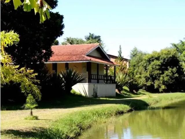 Casa / Sobrado Comercial para Venda em Atibaia/SP Tanque 5 Quartos