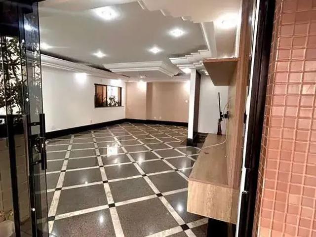 Casa / Sobrado Comercial para Venda em Belém/PA Reduto 5 Quartos
