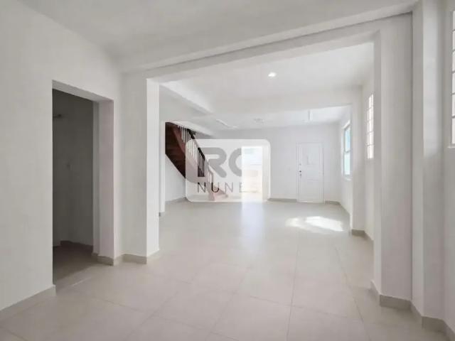 Casa / Sobrado Comercial para Venda em Belo Horizonte/MG Barro Preto 4 Quartos