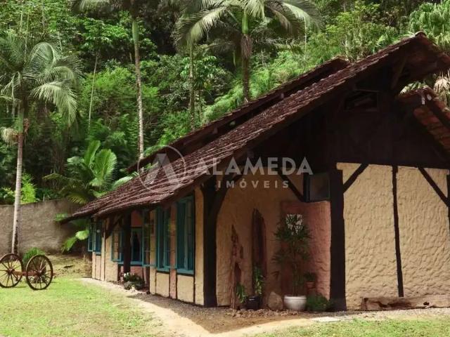 Casa / Sobrado Comercial para Venda em Blumenau/SC Bom Retiro 5 Quartos
