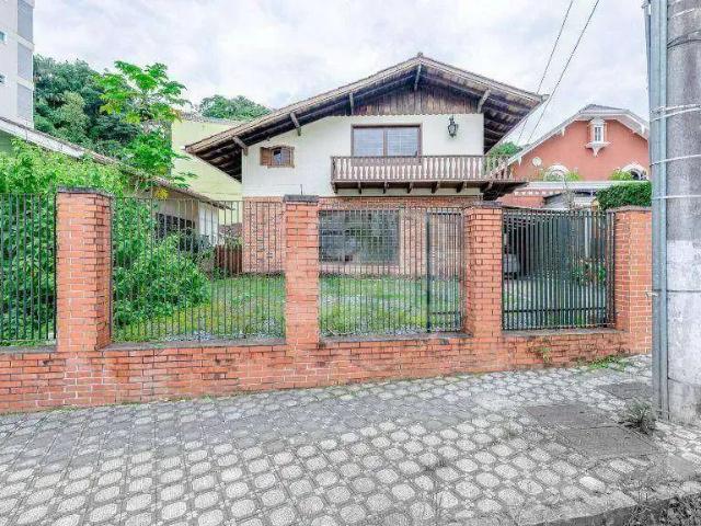 Casa / Sobrado Comercial para Venda em Blumenau/SC Ponta Aguda 5 Quartos