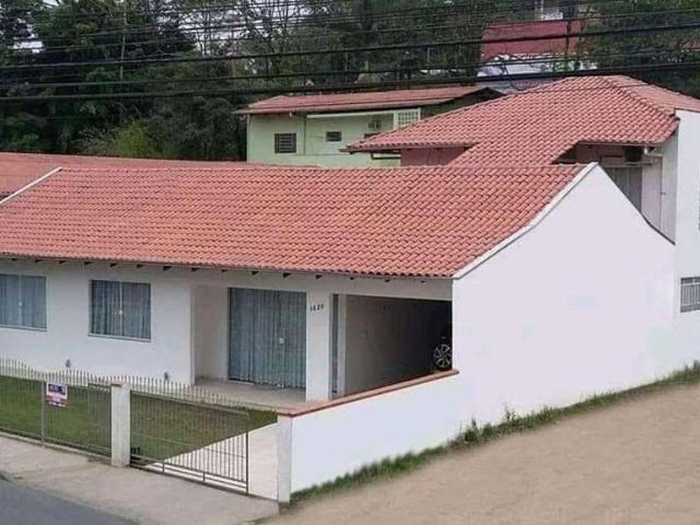 Casa / Sobrado Comercial para Venda em Blumenau/SC Salto do Norte 3 Quartos