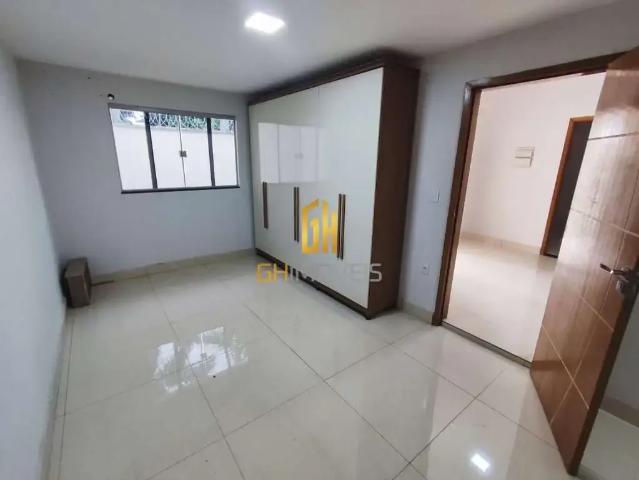 Casa / Sobrado Comercial para Venda em Goiânia/GO Aeroviário