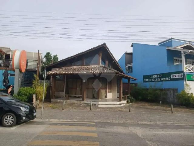 Casa / Sobrado Comercial para Venda em Garopaba/SC Centro