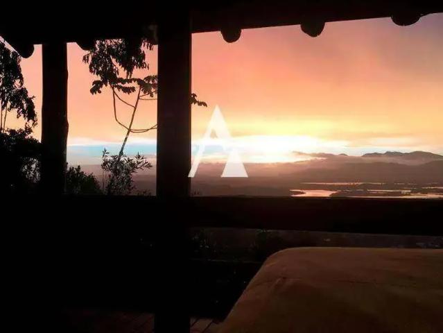 Casa / Sobrado Comercial para Venda em Garopaba/SC Praia da Ferrugem 7 Quartos