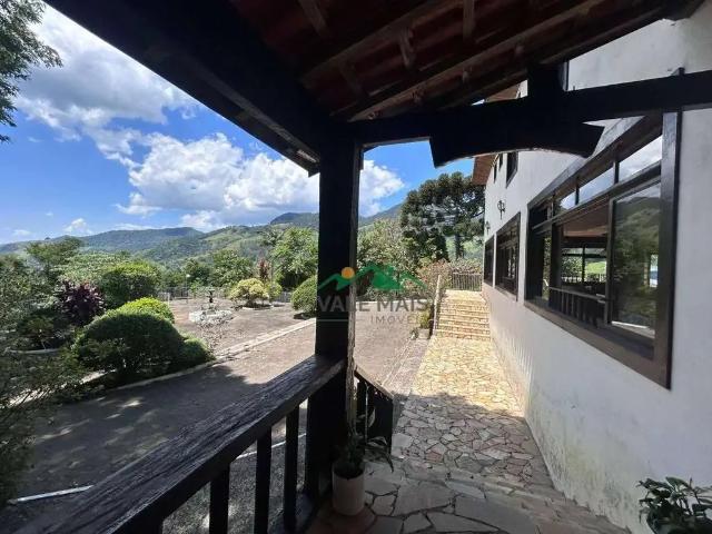 Casa / Sobrado Comercial para Venda em Guaratinguetá/SP Retiro 8 Quartos