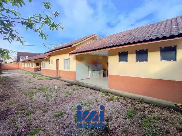 Casa / Sobrado Comercial para Venda em Guaratuba/PR Estoril