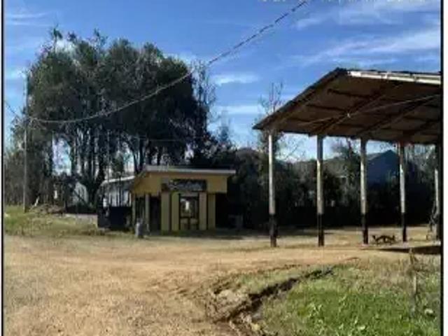Casa / Sobrado Comercial para Venda em Guarapuava/PR Colonia Vitoria