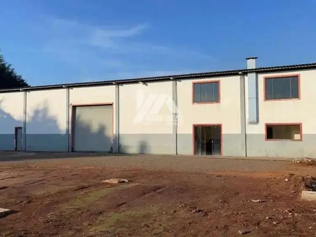 Casa / Sobrado Comercial para Venda em Guarapuava/PR Industrial