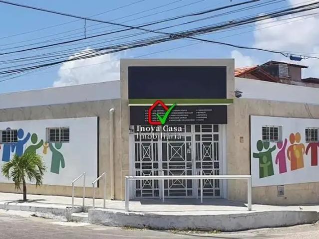 Casa / Sobrado Comercial para Venda em Fortaleza/CE Cidade dos Funcionários 9 Quartos