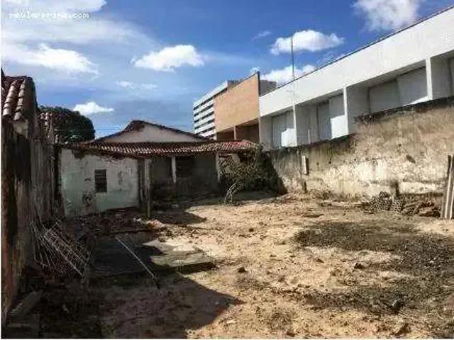 Casa / Sobrado Comercial para Venda em Fortaleza/CE Damas